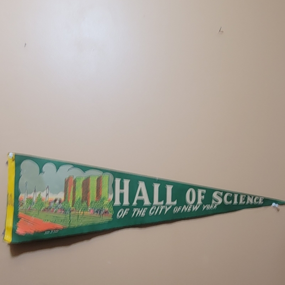 NYC Hall Of Science | Wall Decor | Rare Vintage 6s Pennant Hall Of ...